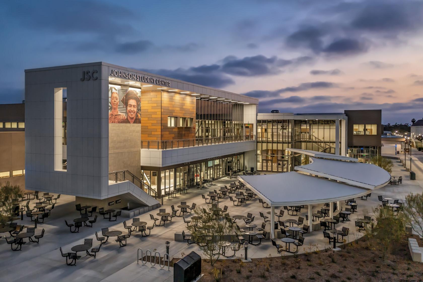 K-12 & Higher Education Construction - McCarthy