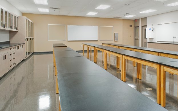 Barry Goldwater High School - McCarthy Construction