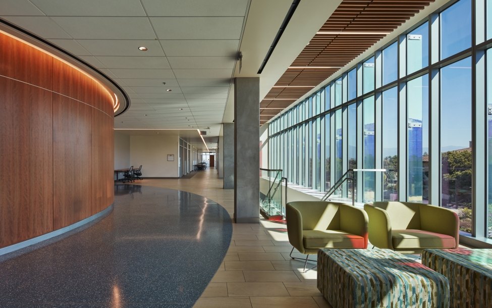 Soka University Life Sciences Building & Hall