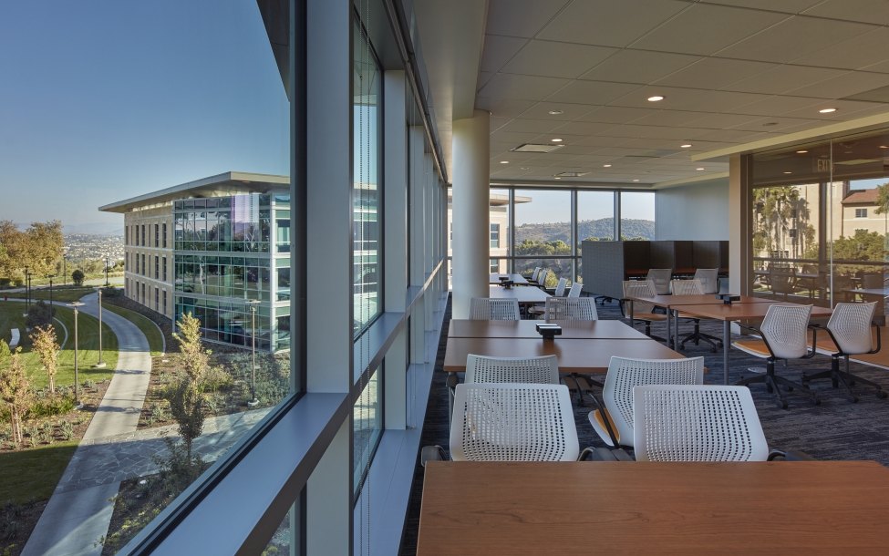 Soka University Life Sciences Building & Hall