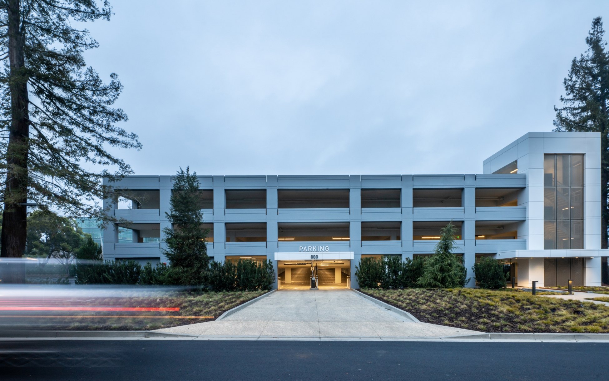 Pathline at Peery Park Parking Structure | McCarthy Building