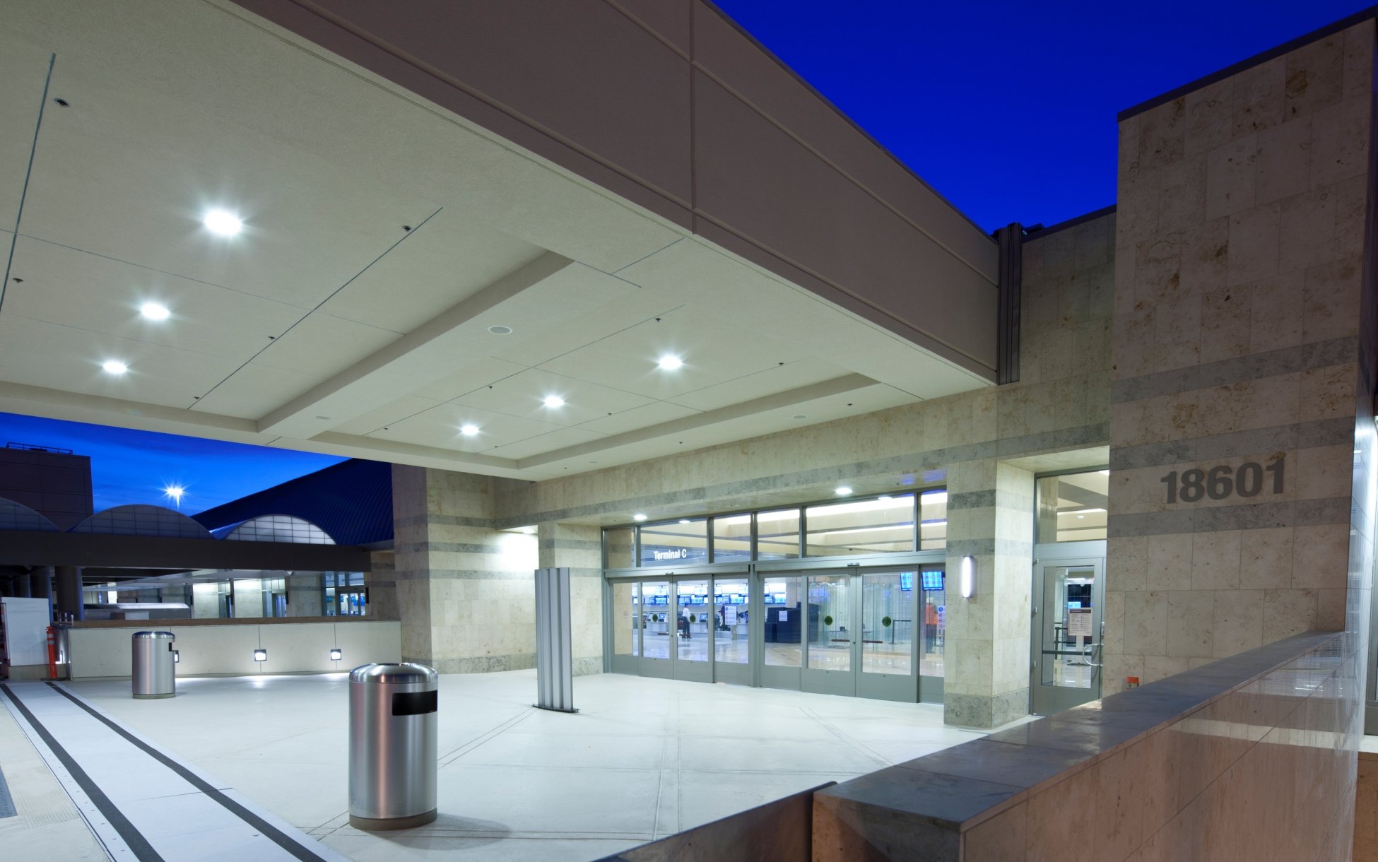 John Wayne Airport Terminal C Expansion - McCarthy