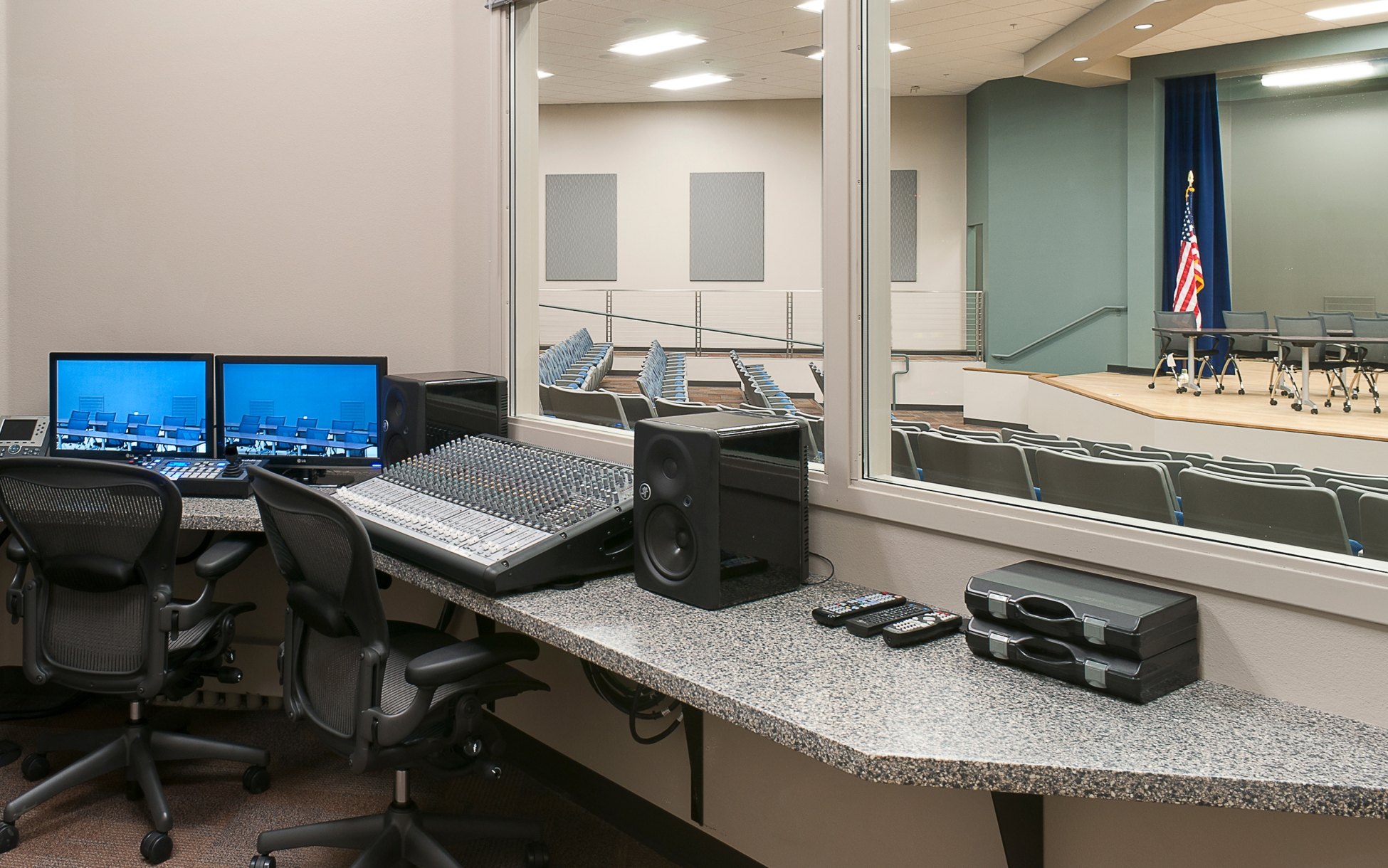 APS Emergency Operations Facility - McCarthy