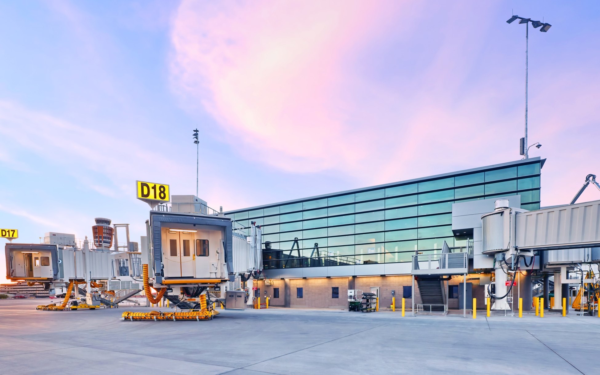 Harbor International Airport Terminal 4 8th Concourse