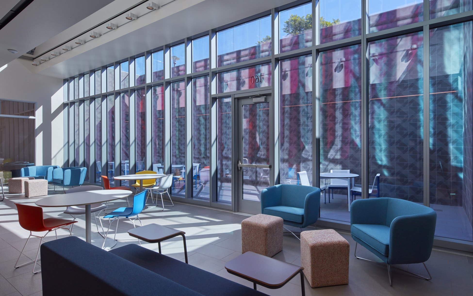 Soka University Life Sciences Building & Hall