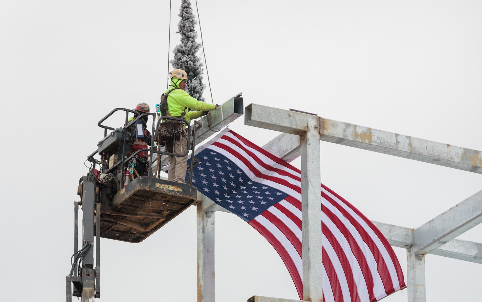 McCarthy Building Companies Celebrates Topping Out at CommonSpirit’s ...