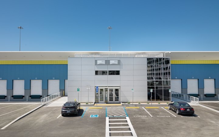 SFO West Field Cargo Facility - McCarthy