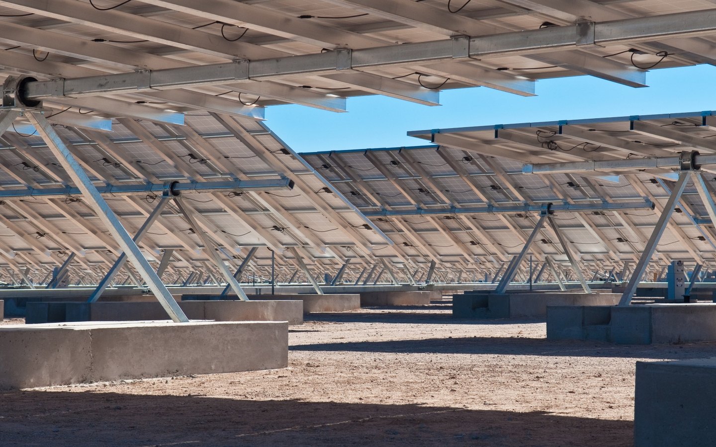 Cotton Center Solar Station - McCarthy Construction