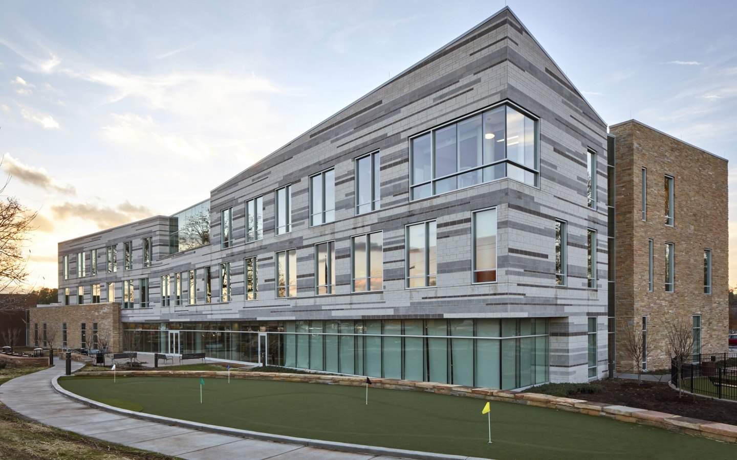 Erlanger East Campus Expansion - McCarthy Construction