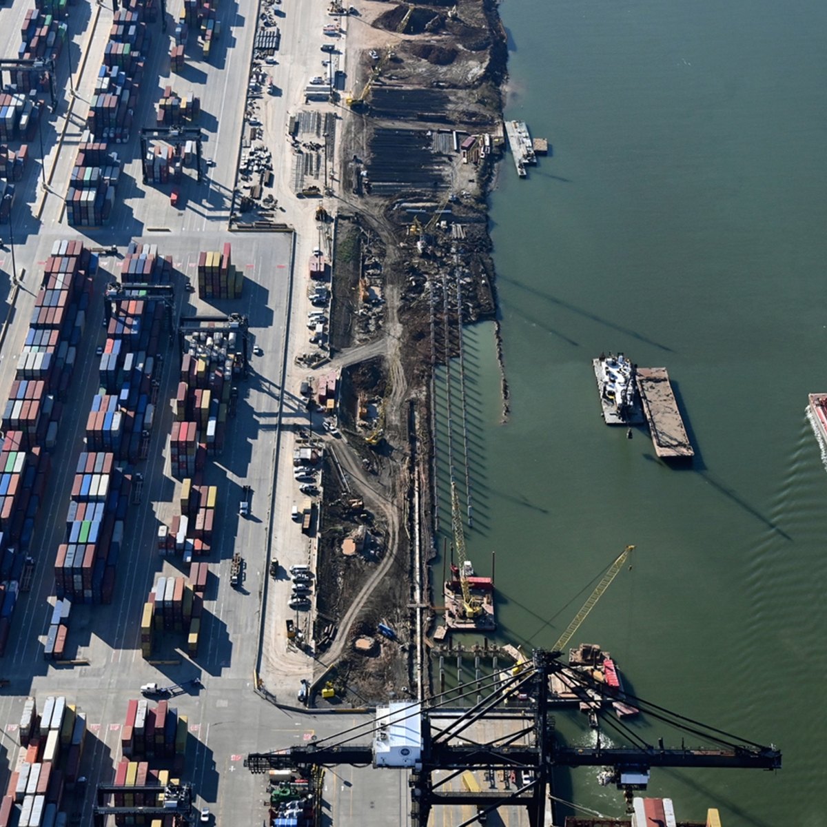 Port Houston Bayport Wharf 6 - McCarthy