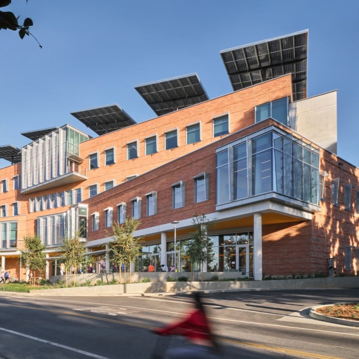 University of California, Riverside School of Business | McCarthy