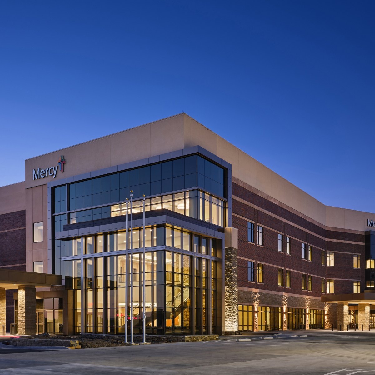 Mercy Hospital Fort Smith Emergency Department and ICU Tower | McCarthy
