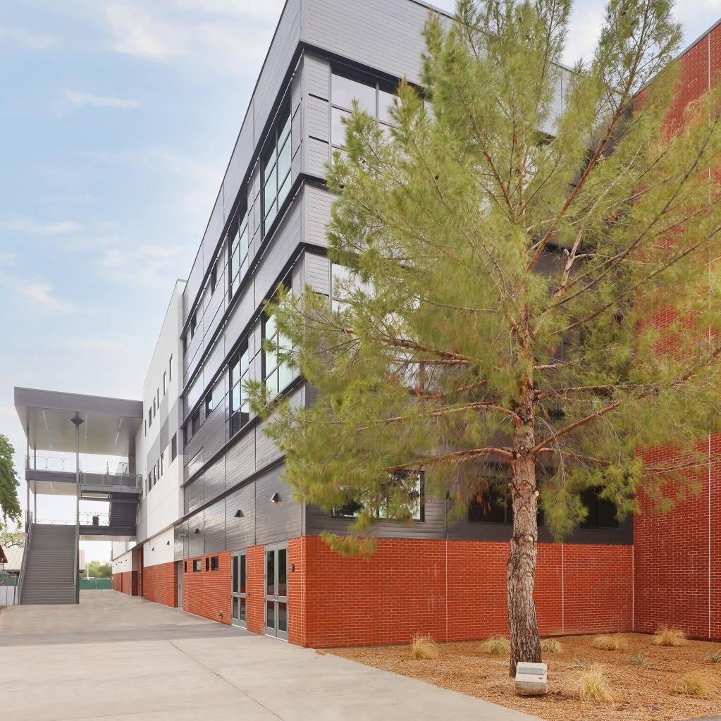 Phoenix - McCarthy Building Companies